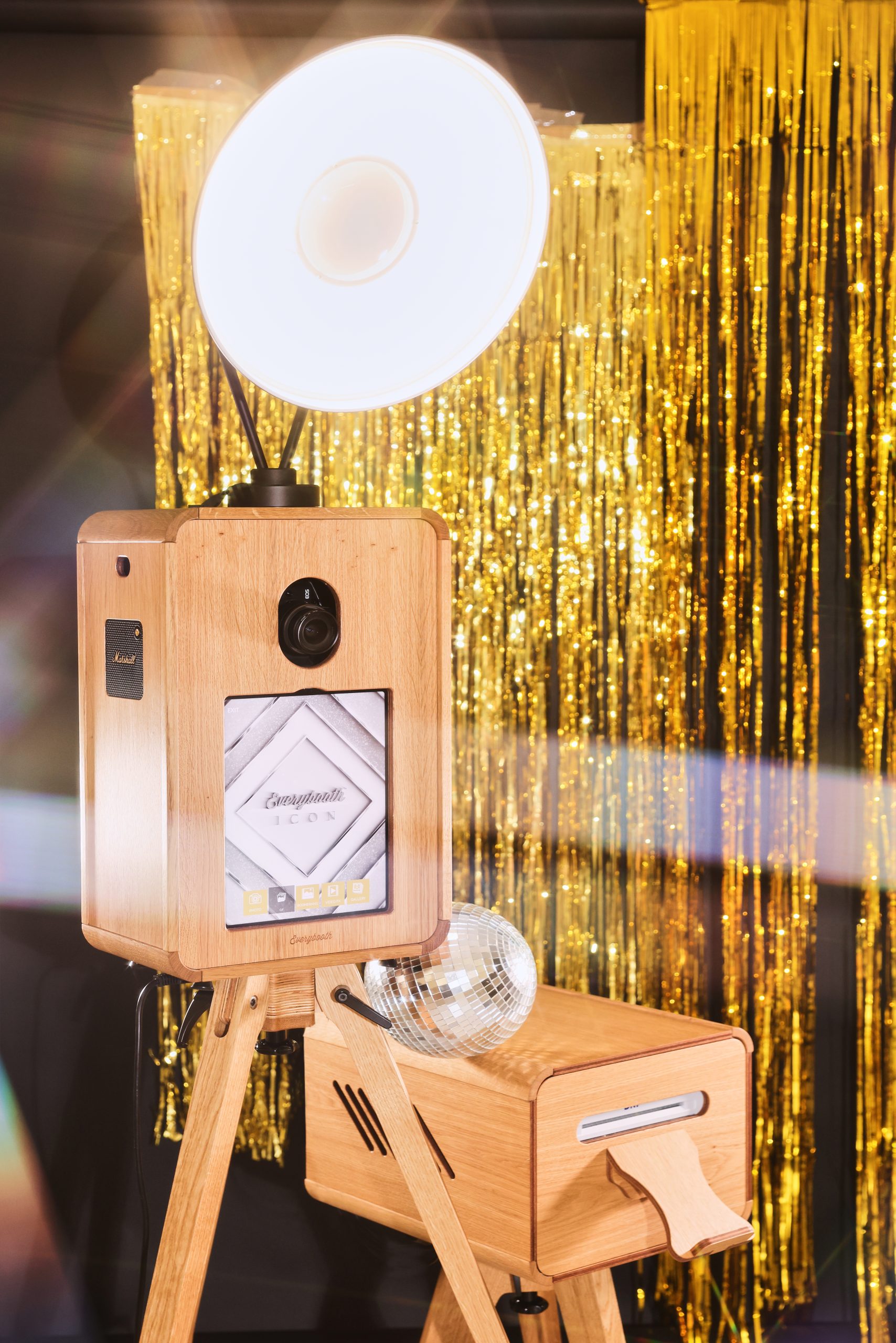 Vintage Photo Booth Hire - Leeds - York - Sheffield